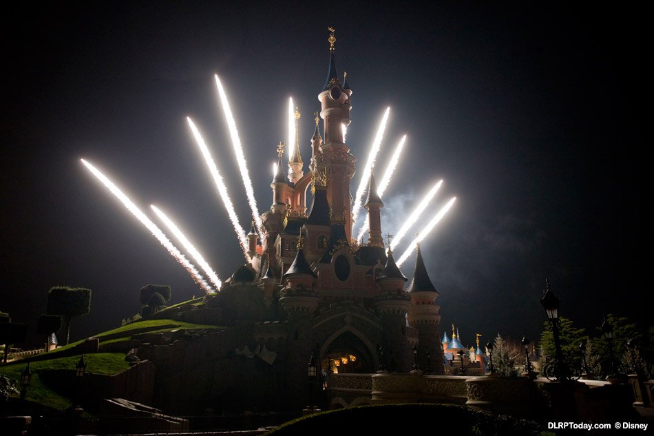 New ‘Disney Dreams!’ promo photos, press release promise “explosion of ...